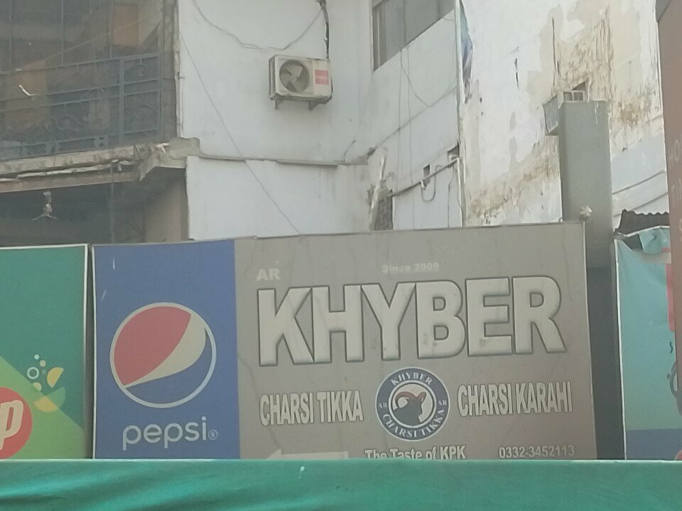 Restoran Khyber Charsi Tikka Laiq Khan, Karaçi, foto