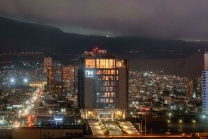 Nh Iquique Pacifico (Av. Héroes de la Concepción 2855), otel  Iquique'den