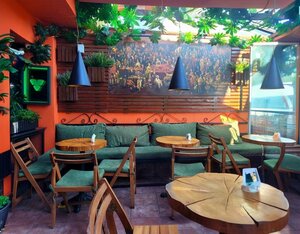 Luck Luck Bistro (Gazi Cad., Giresun, Giresun), bar  Giresun'dan