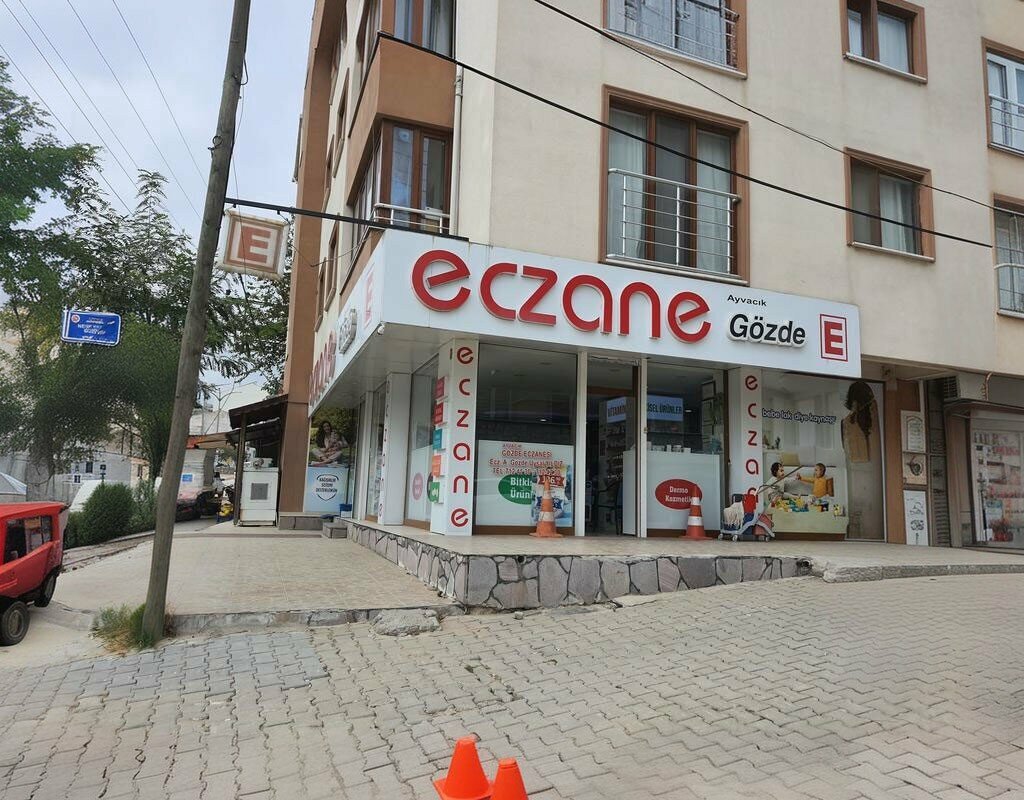 Eczaneler Ayvacık Gözde Eczanesi, Ayvacık, foto