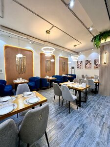 Kuyrdak (Qaraýylbek Qazıev kóshesі No:106/1), restoran  Çimkent'ten (Şımkent'ten)