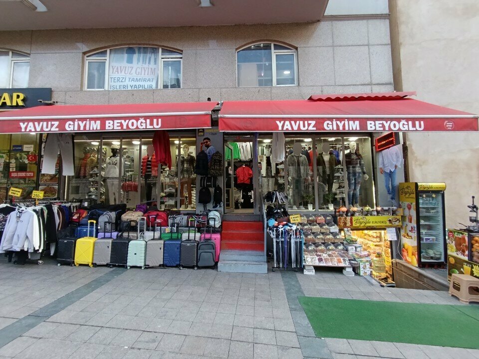 Giyim mağazası Yavuz Giyim Beyoğlu, İstanbul, foto