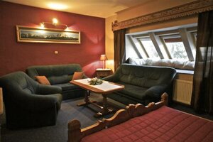 Gosciniec Goralski Dwor (E30 Polska), otel  Lesser Polonya Voyvodalığı'ndan