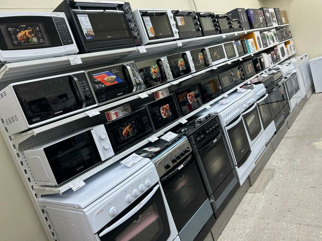 Elektronik eşya mağazaları DNS, Omskaya oblastı, foto