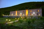 Hotel Yeghevnut (Yerevanyan Highway No:7), otel  Goris'ten
