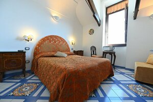 Casa Mao (Salita Bonelli No:1, Scala, Amalfi), otel  Amalfi'den