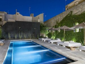 Palazzo Daniele (Apulia, Lecce, Gagliano del Capo, Corso Umberto I), otel