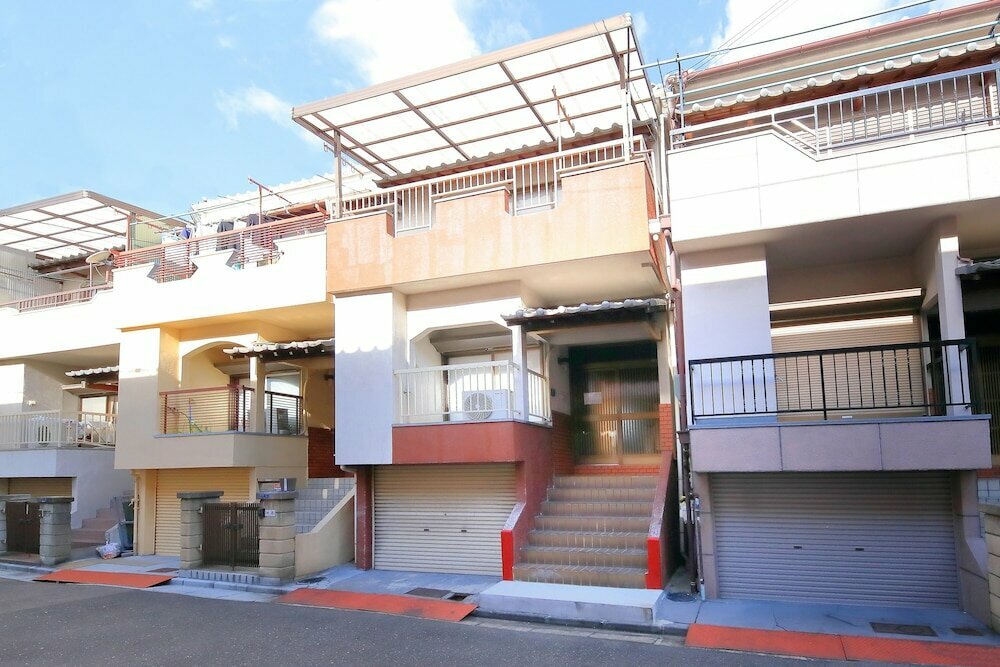Otel Travel time・Setsugekka - 6 mins walk from Tengachaya, Osaka, foto