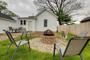 Modern Family Home in Mason w Backyard + Fire Pit (Ohio, Warren County, Mason), otel  Mason'dan