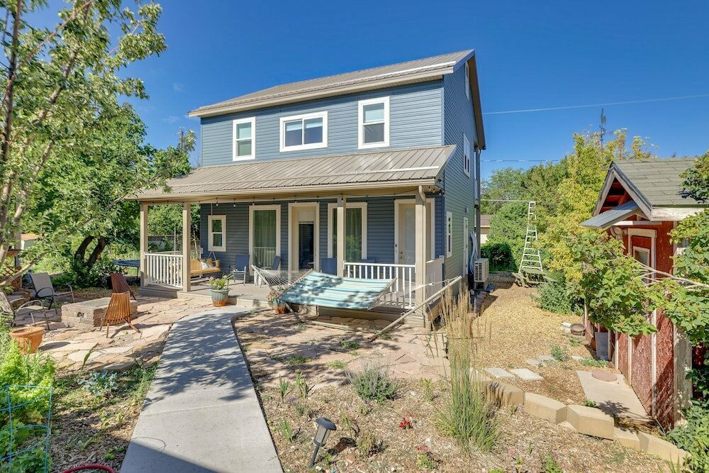 Otel Cedar City Retreat w Deck & Private Patio!, Cedar City, foto