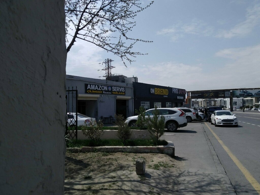 Otomobil satış galerileri On Brend Cars, Bakü, foto