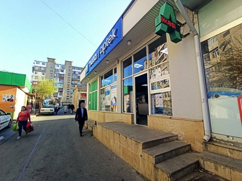 Eczaneler Buta, Bakü, foto