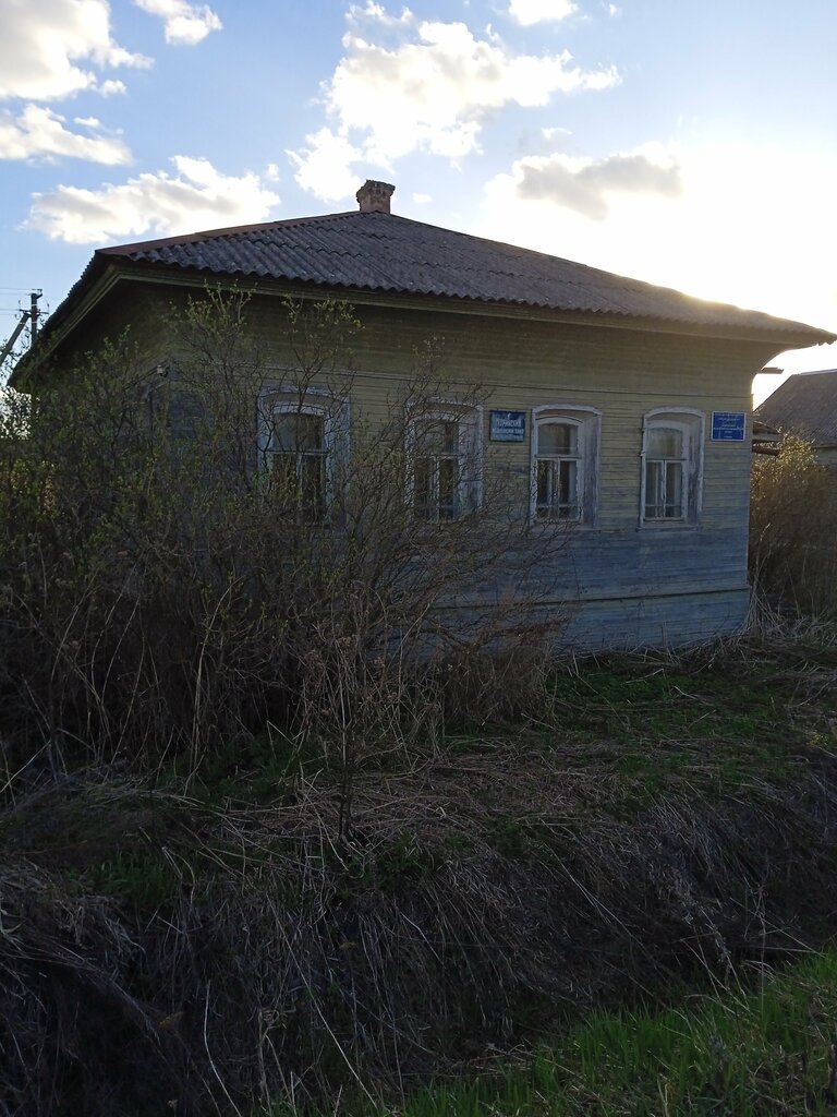 Aile sağlığı merkezi Моринский фельдшерско-акушерский пункт, Vologodskaya oblastı, foto