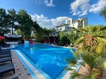 Hotel Royal Florence (strada Trandafirilor No:6/2), otel  Kişinev'den