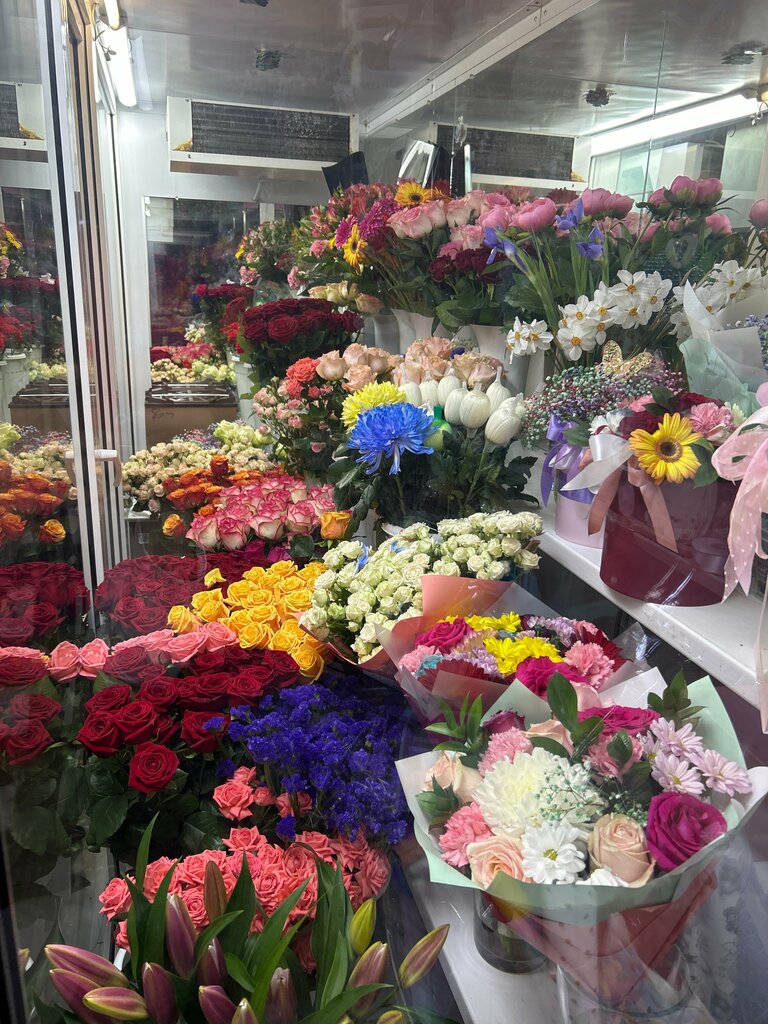 Çiçekçiler Цветы, подарки, Moskova ve Moskovskaya oblastı, foto