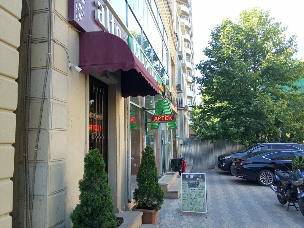 Bar Alto Cafe& Lounge, Bakü, foto