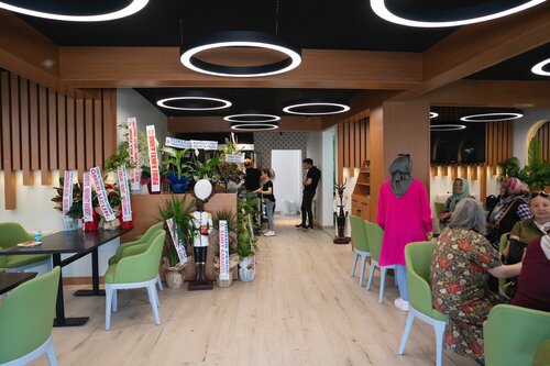 Restoran King Chefs Restaurant, Beşikdüzü, foto