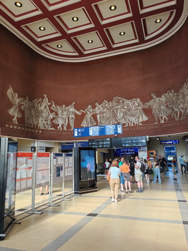 Tren istasyonu Olomouc Hlavni nadrazi, Olomouc, foto