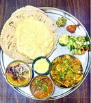 Dhanwin (10, Al Douj Street, Al Markhaziyah, Abu Dhabi), restoran