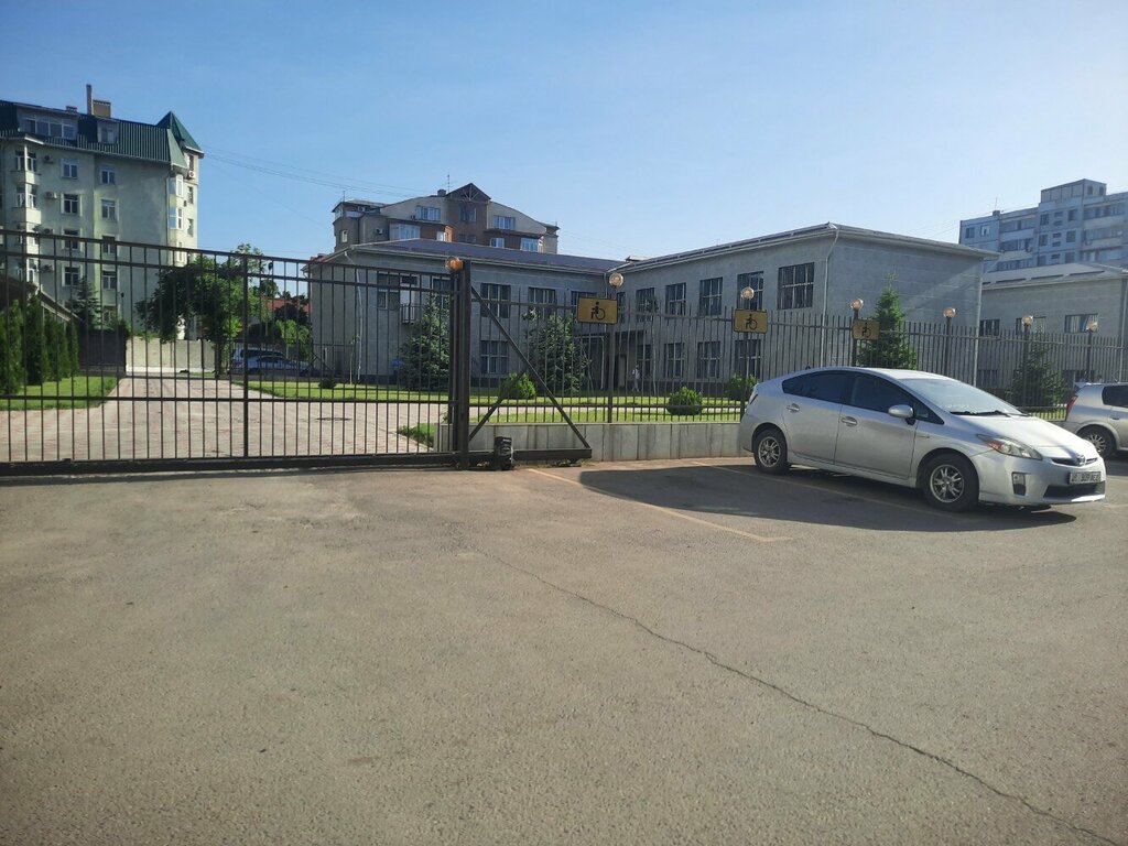 Adliyeler Pervomaisky District Court Of Bishkek, Bişkek, foto
