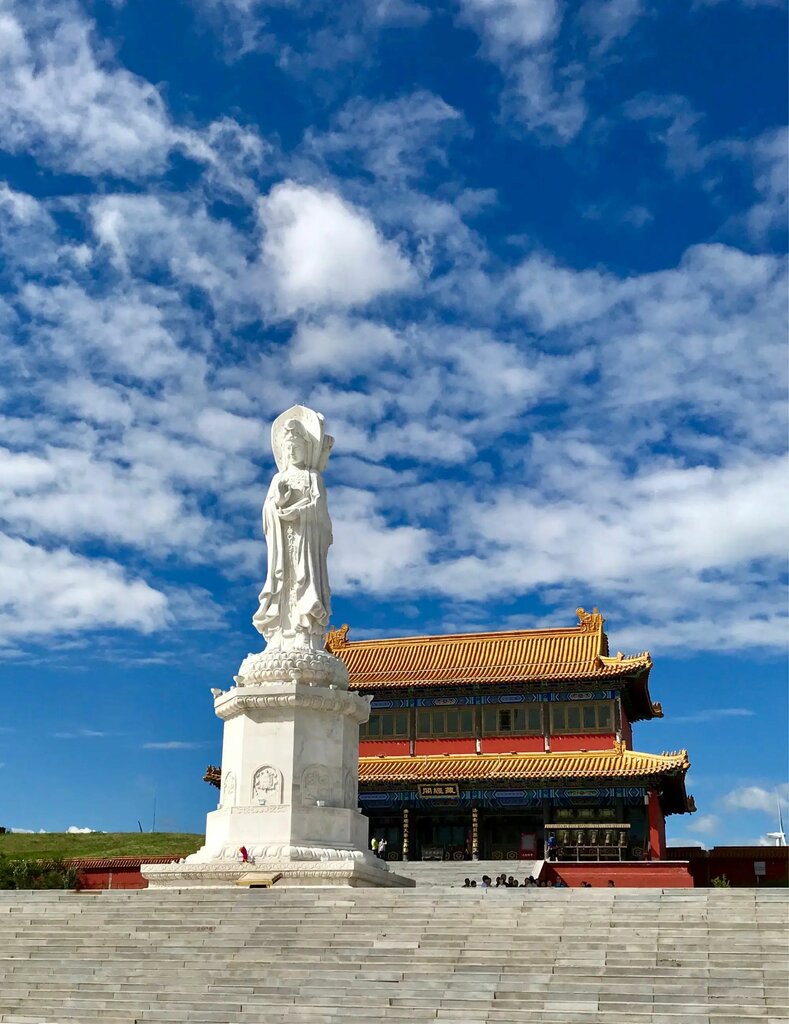 Park, sokak heykeli Трёхгранная беломраморная статуя богини Гуаньинь, Dünya, foto