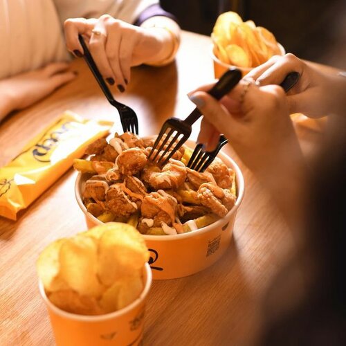 Deep Fries, fast food, Jeddah, Al Fayha District, Bakhashab Street ...