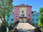 Children's boarding school (ulitsa Golovko No:413), çocuk esirgeme kurumu  Prohladny'den