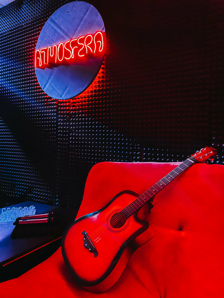 Karaoke kulüpleri Atmosfera, Kulebaki, foto