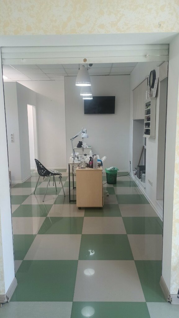 Manikür-pedikür Delen, Vladikavkaz, foto