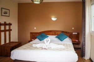 Hôtel L'Ecrin (Nouvelle-Aquitaine, Lot-et-Garonne, Arrondissement de Marmande, Birac-sur-Trec, Lieu Dit Cafres), otel  Reunion'dan