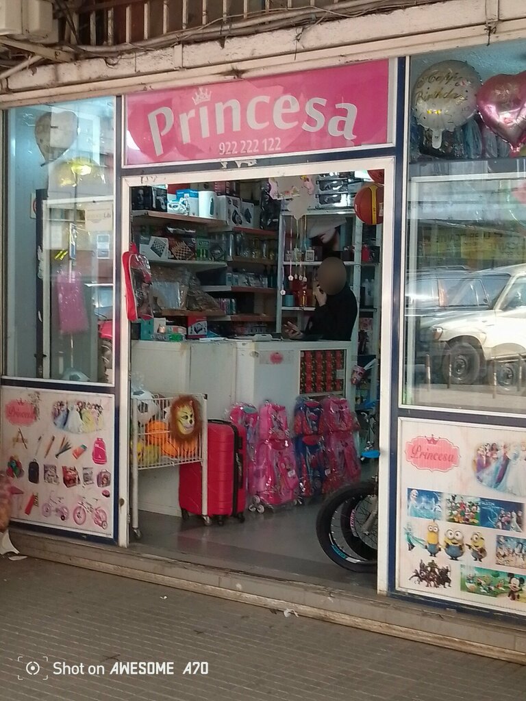 Çocuk mağazaları Princesa, Loanda, foto