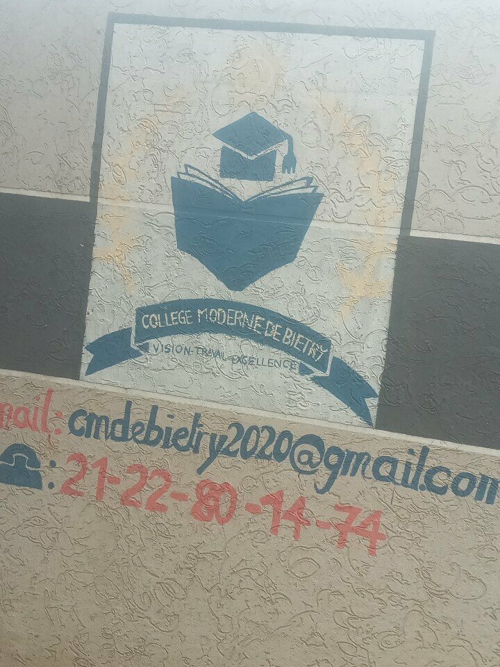 i̇lkokul École Primaire Publique Grands Moulins d'Abidjan, Abican, foto