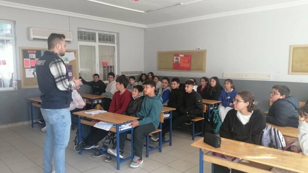 i̇lkokul Muratpaşa Yenigöl İlkokulu, Antalya, foto