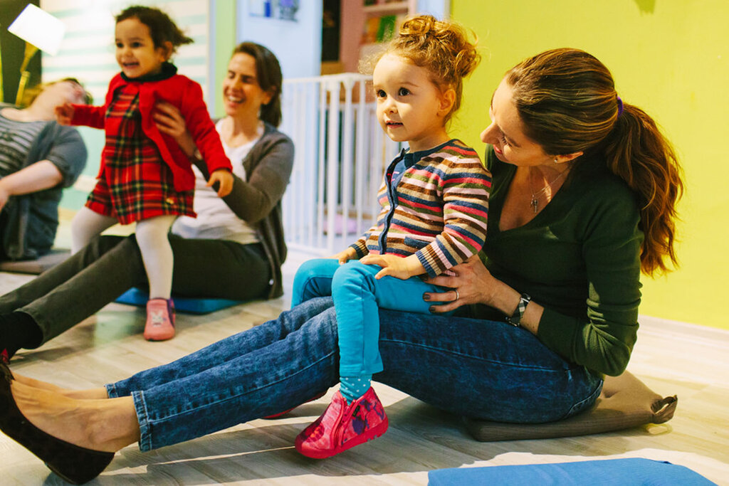 Anaokulları Kadıköy Özel Neşeli Oyuncaklar Renkli Keşifler Anaokulu, İstanbul, foto