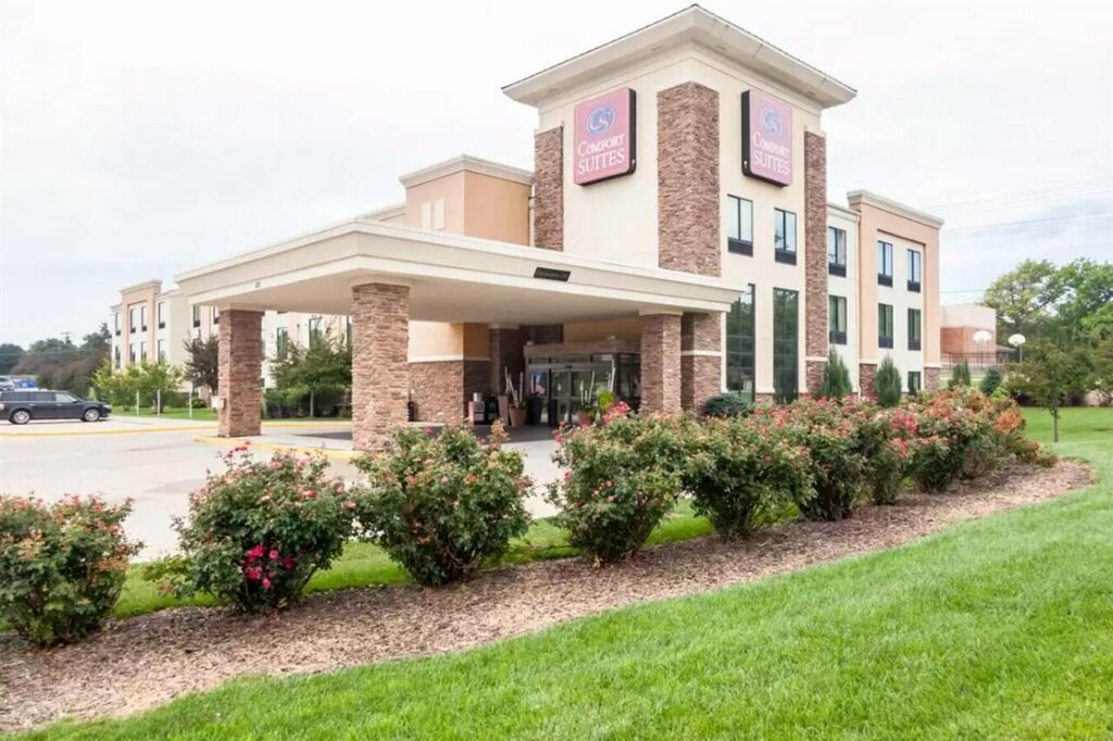 Otel Comfort Suites at North Cotner, Lincoln, foto