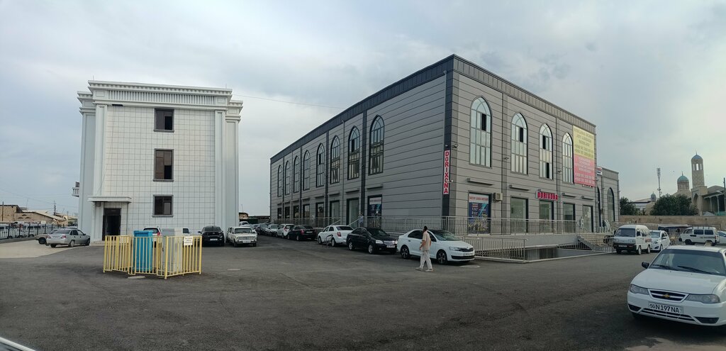 Pazarlar ve çarşılar Chorsu Plaza, Nemengan, foto