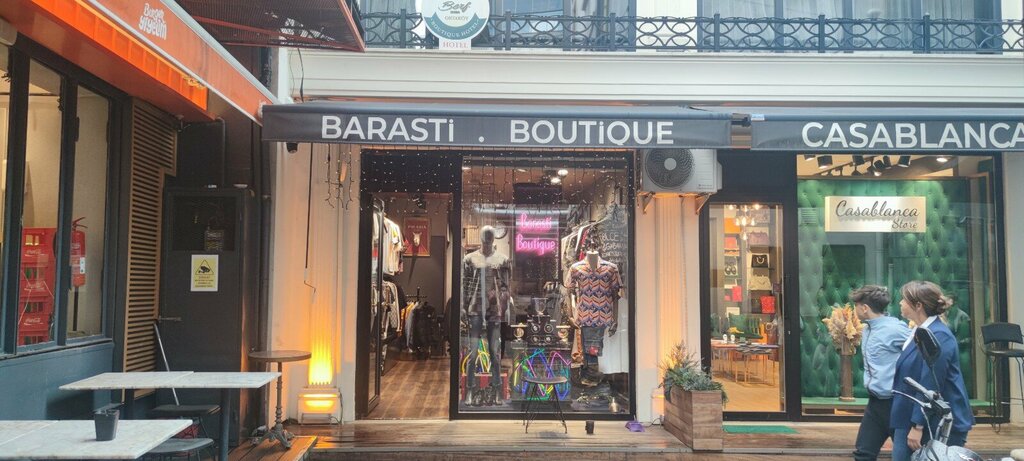 Giyim mağazası Barasti Boutique, İstanbul, foto