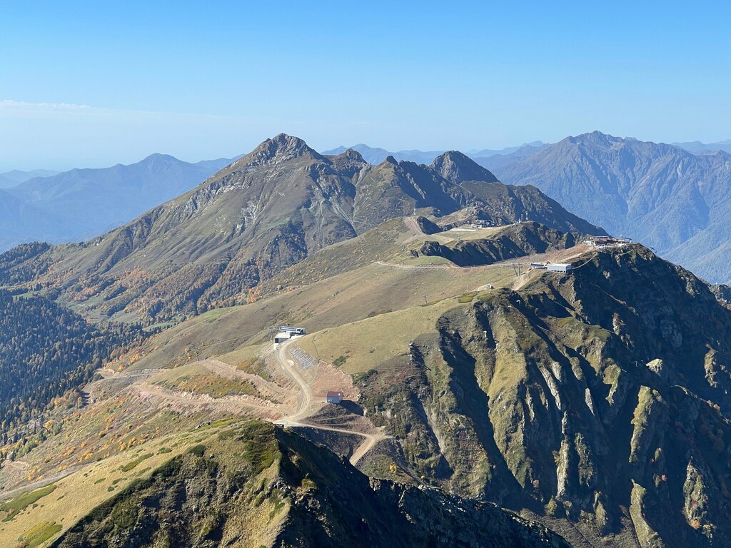 Dağ zirvesi Высота 2323 метра, Soçi, foto
