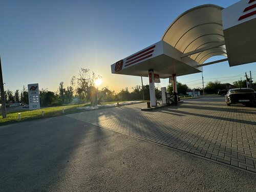 Benzin istasyonu Formula, Şahty, foto