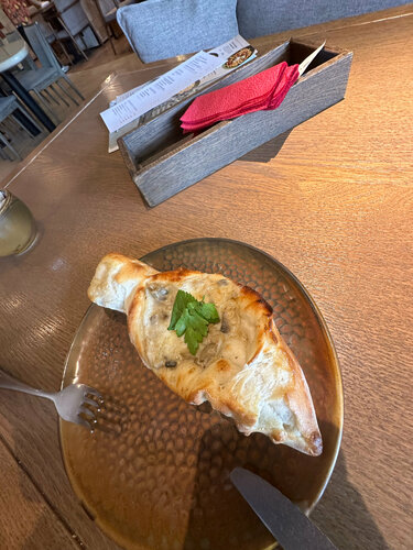 Restaurant Хачапури и вино, Dzerjinsk, foto