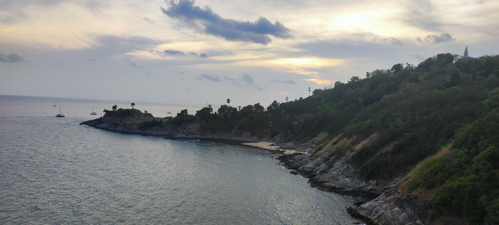 Pagoda Wat Laem Phromthep, Phuket Eyaleti, foto