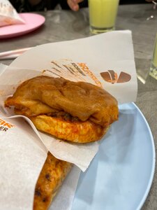 Kızılkayalar (Sıraselviler Cad., No:2C, Beyoğlu, İstanbul), fast food  İstanbul'dan