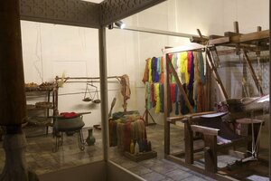 Silk History Museum (Khorezm Region, Khiva, Ichan Qalʼa Mahallah), müzeler ve sanat galerileri  Hive'den