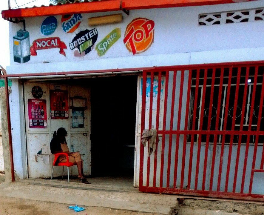 Alkolsüz içecekler Booster-Nocal-Top-Pura, Loanda, foto