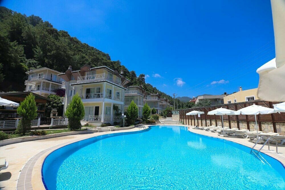 Kısa süreli konaklama Icmeler Havuzlu Villa, Marmaris, foto