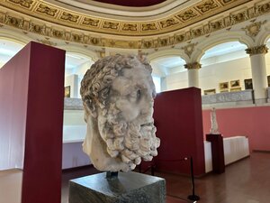 National Museum of Fine Arts of Cuba (provincia de La Habana, municipio de La Habana Vieja, consejo populare de Prado), müzeler ve sanat galerileri  Havana'dan