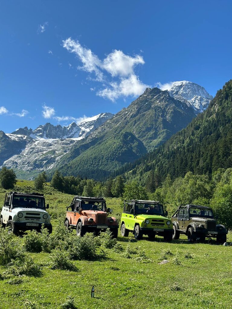 Geziler Wild trips-джиппинг в Архызе, Karaçay‑Çerkez Cumhuriyeti, foto