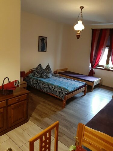 Otel Zajazd Pod Złotym Gryfem, Bardo, foto