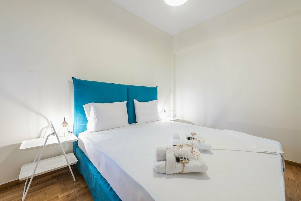 Otel Spacious Holiday Family Home by Cloudkeys, Atina, foto