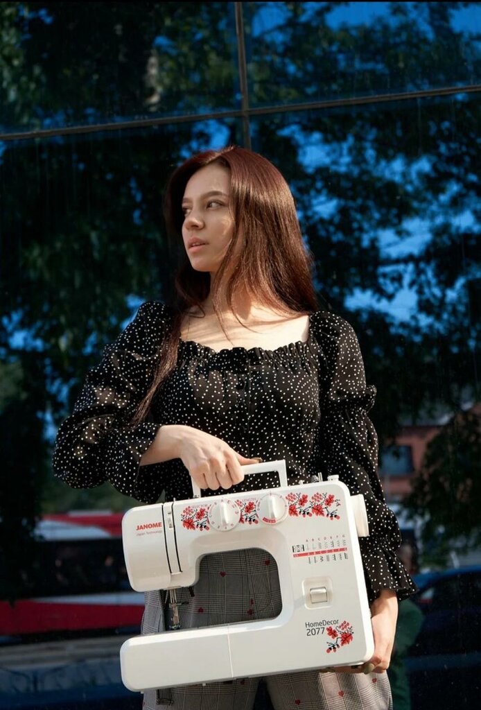 Dikiş ve örgü makinaları Laura shveimash, Pavlodar, foto